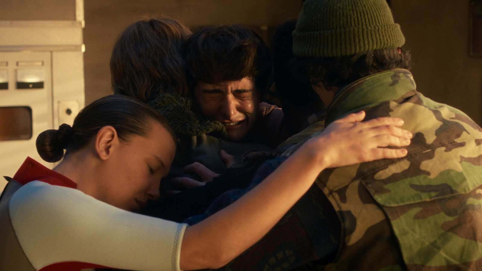 Netflix 'Stranger Things' Series Finale Stacks Up Over $25 Million with ...